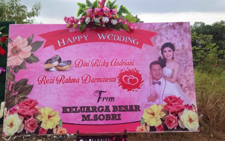 Pembuatan Papan Bunga Ucapan Wedding | Pusat Wedding Organizer Yogyakarta